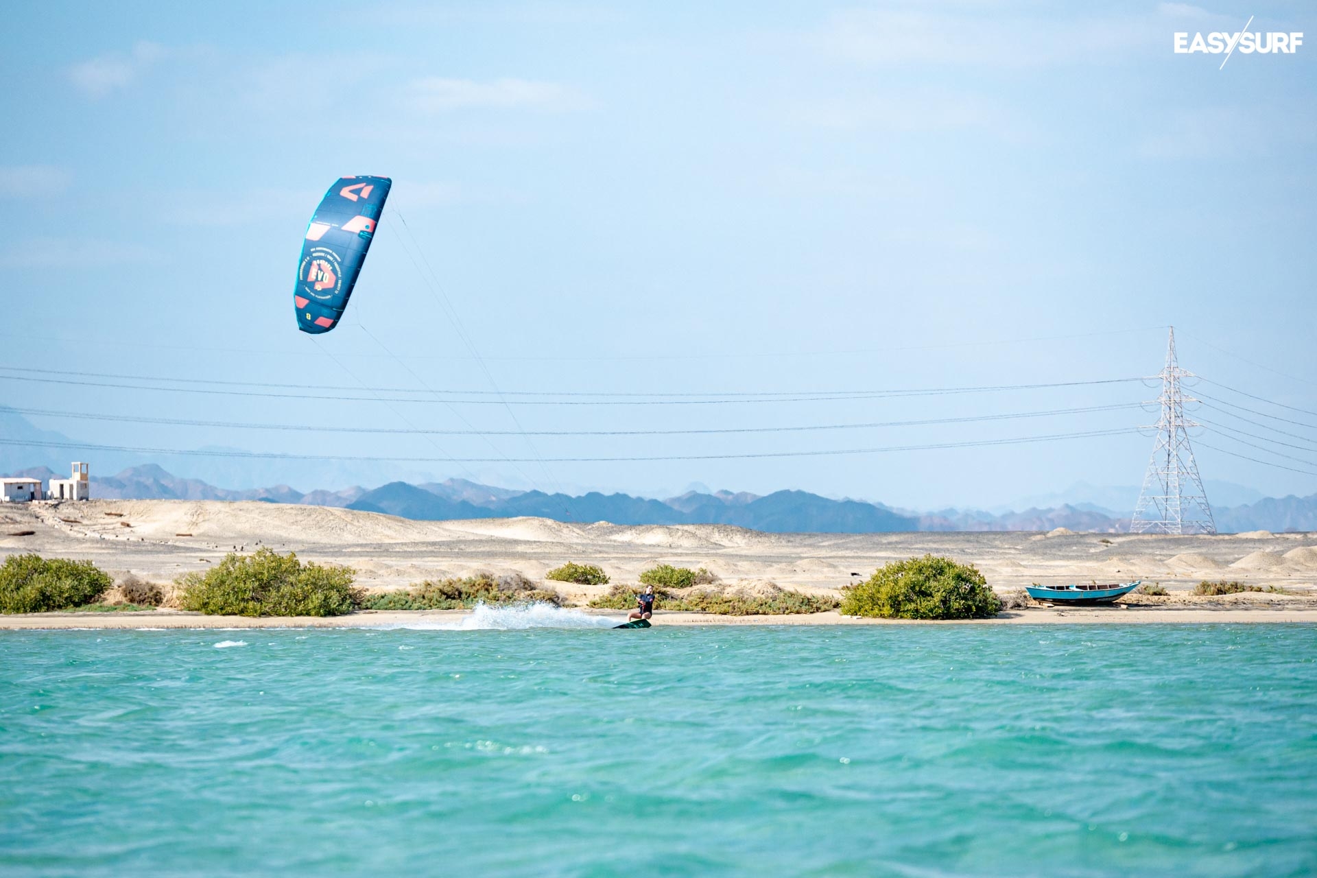 EASY SURF w Hamacie - Szkolenia Kitesurfingu w Egipcie